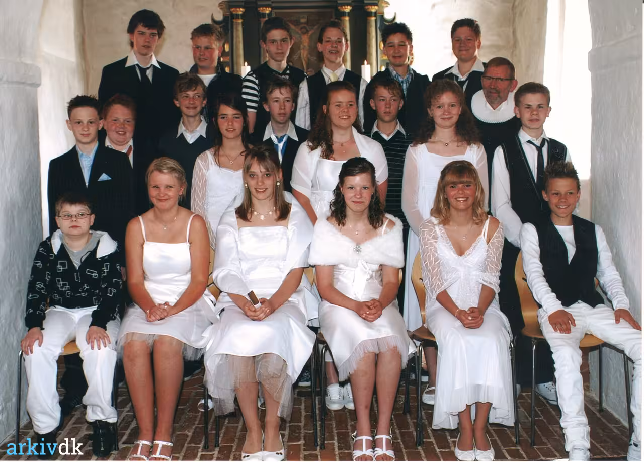 arkiv.dk | Konfirmation 2007