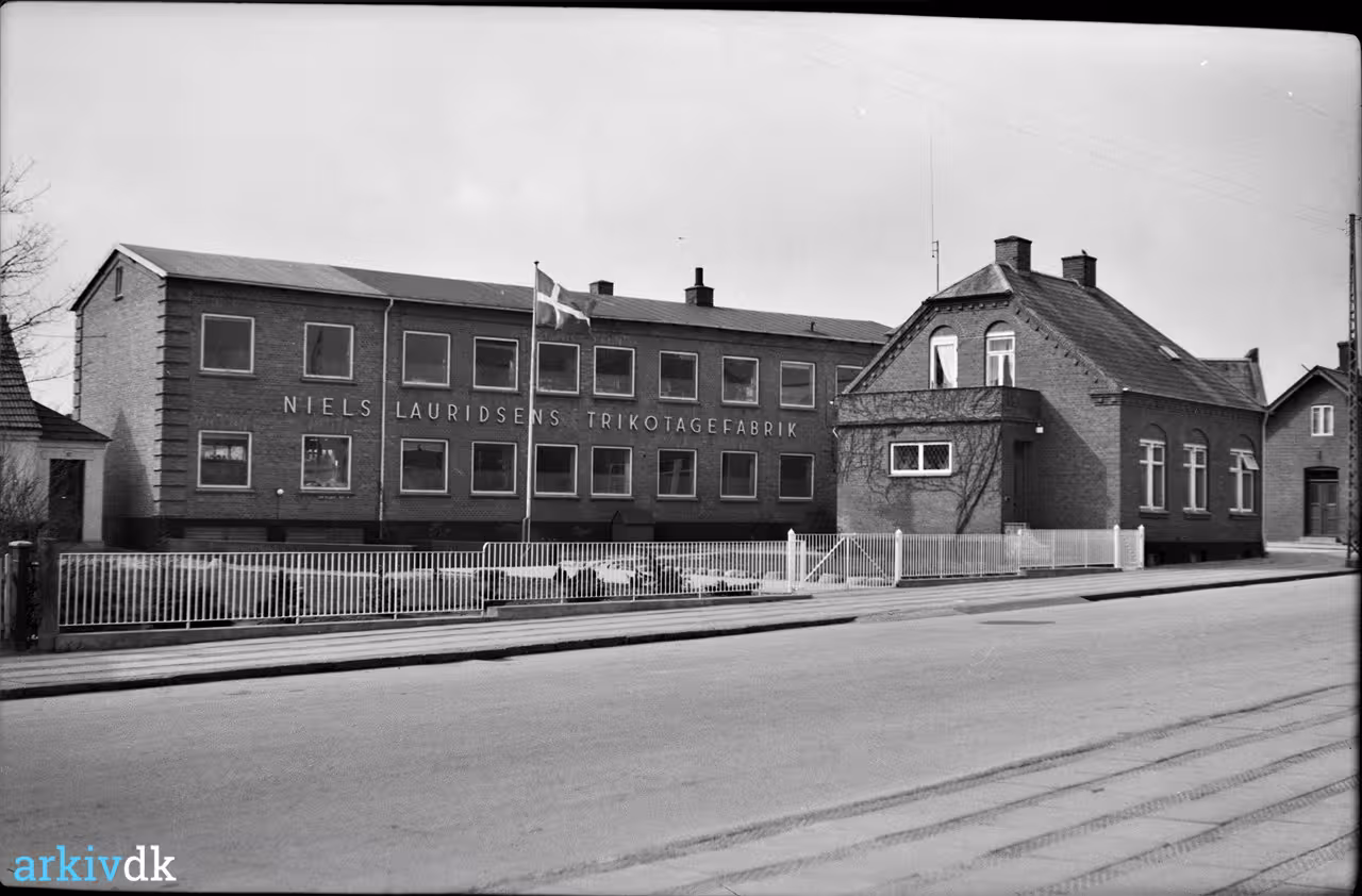 arkiv.dk | Niels Lauridsens Trikotagefabrik