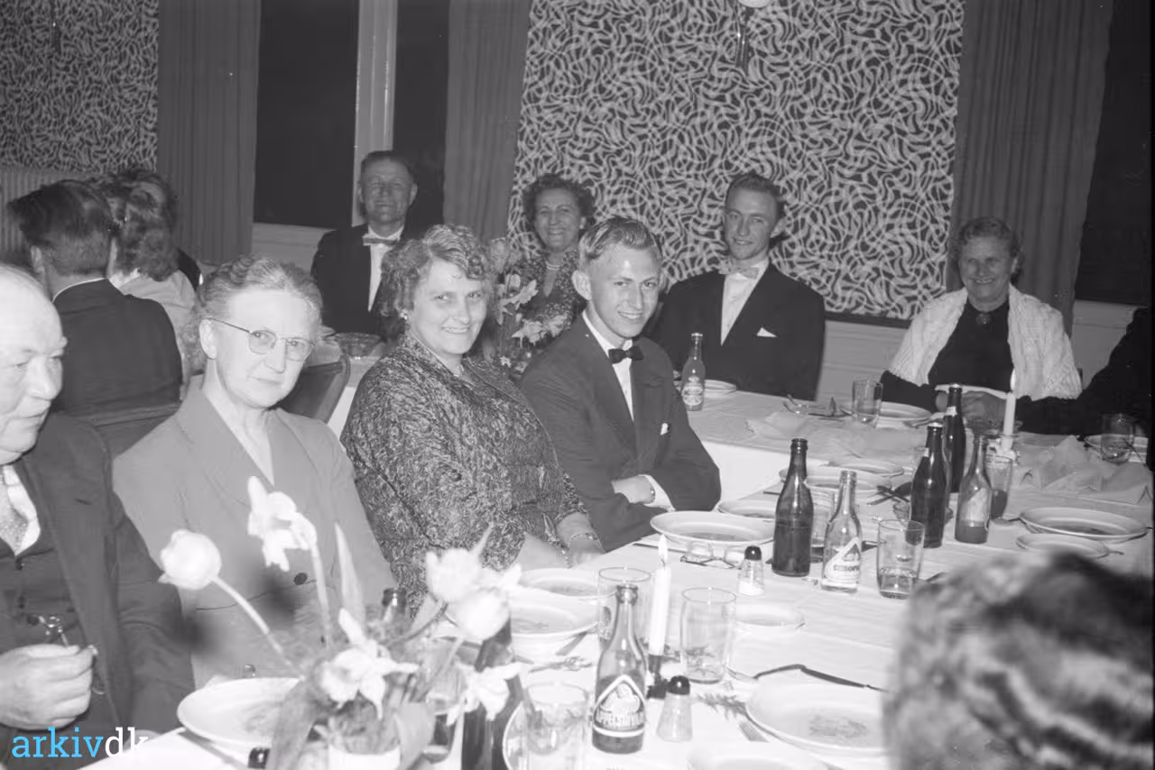 arkiv.dk | Smedemester Vestergaard. Hou ved Mariager