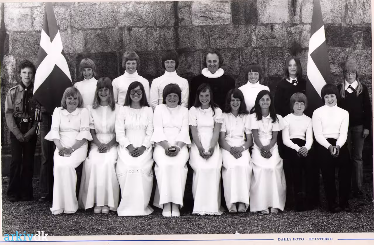 arkiv.dk | Konfirmation ved Pastor Preben Juhl Jensen 1975