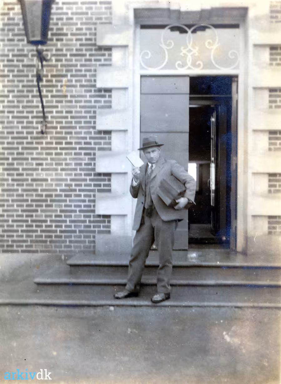 arkiv.dk | Ejendomshandler og lærer Henry Andreasen, Haslev