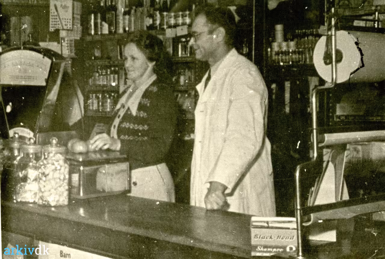 arkiv.dk | Kamilla og Henry Jensen, Lillevorde Købmandshandel