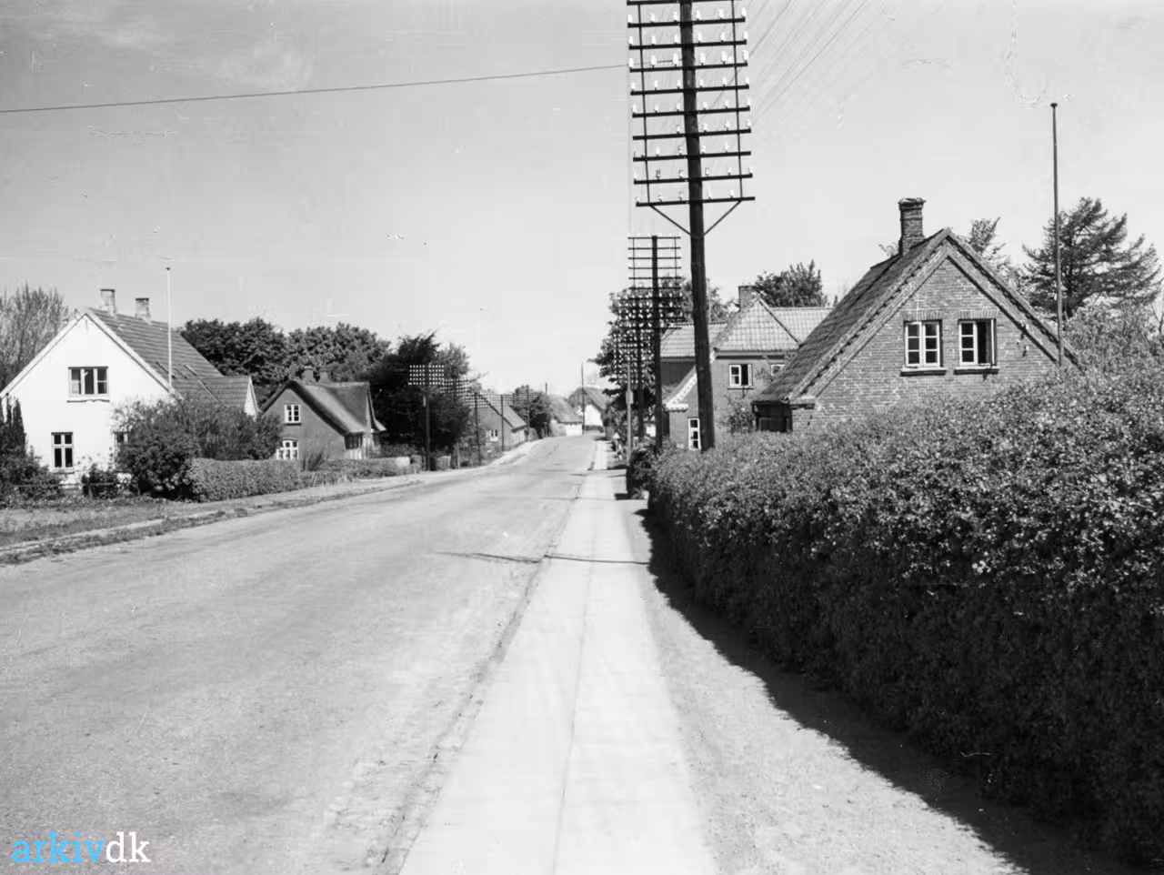 arkiv.dk | Vindingvej i Vinding, Vejle, 1950'erne
