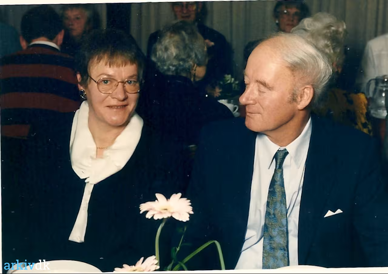 arkiv.dk | Asta og Jens Frede Rosenberg Østerbyvej 12, Gamborg. 1992