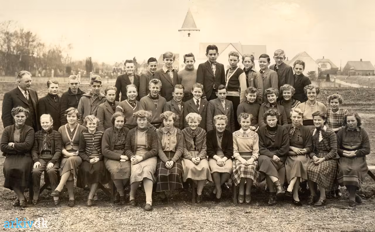 arkiv.dk | Konfirmation 1956 i Ansager Kirke