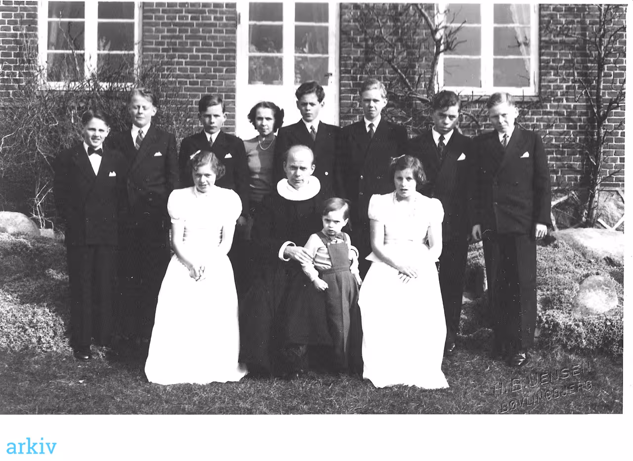 arkiv.dk | KONFIRMATION 1952 FJALTRING