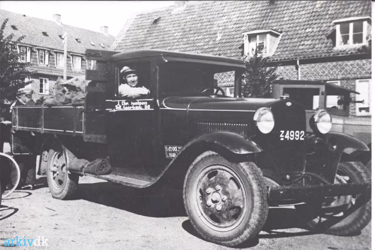 arkiv.dk | Vognmand Jens Christian Nielsen Sønderbyen, 19, Agerbæk