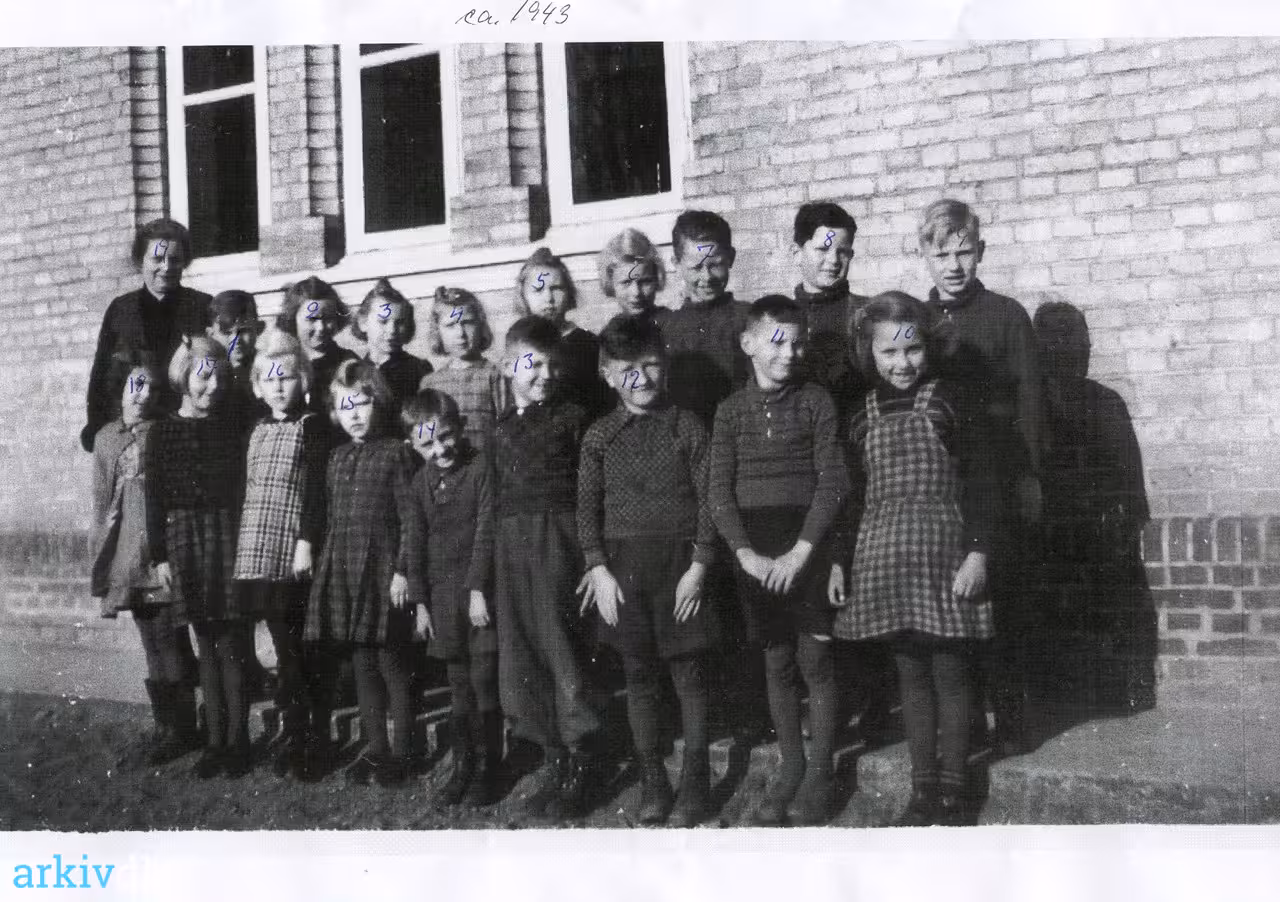 arkiv.dk | Stevning skole, Skolebilleder ca. 1943