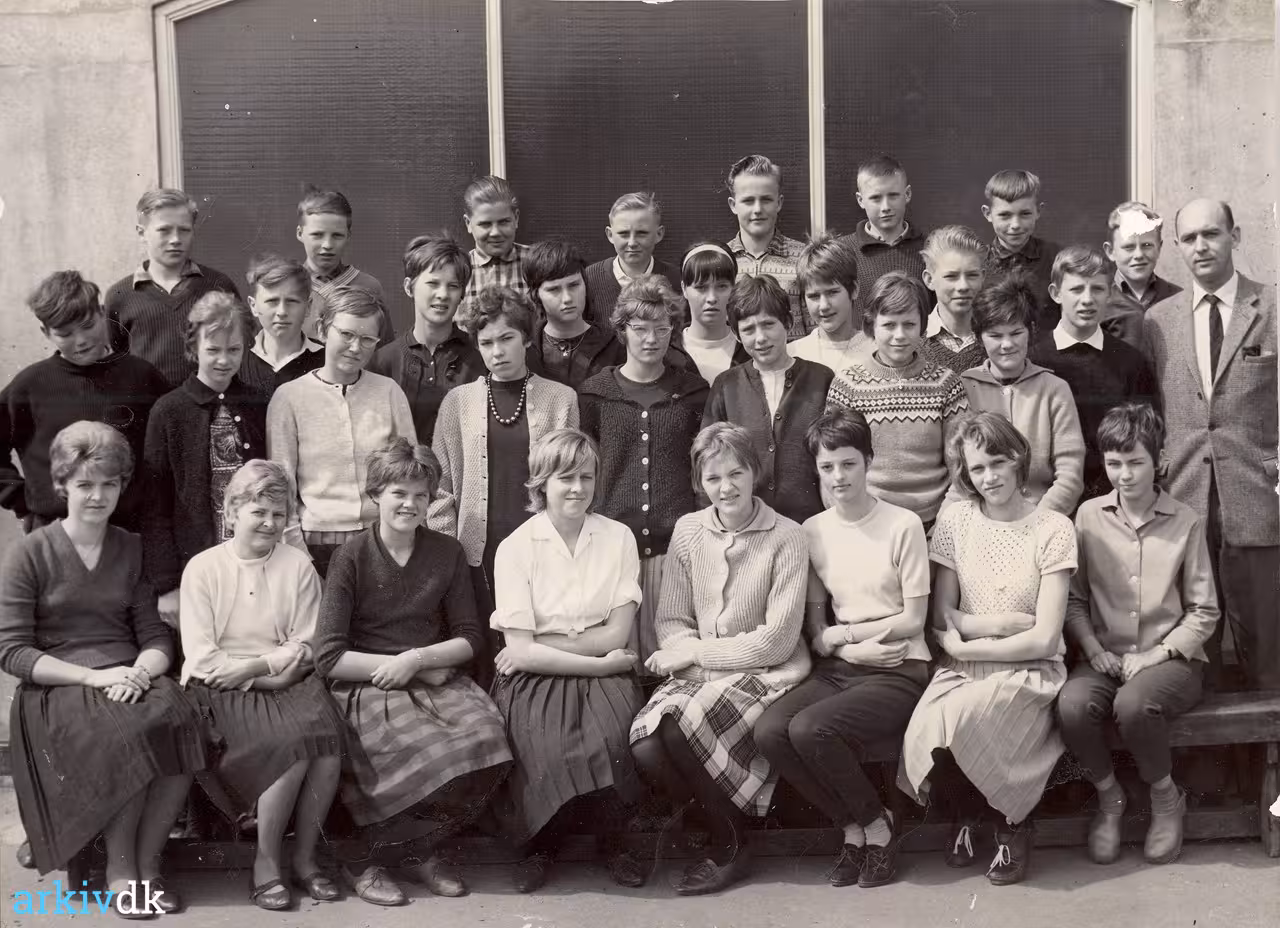 arkiv.dk | Broager Skole, klassebillede, 1961/62, 7B