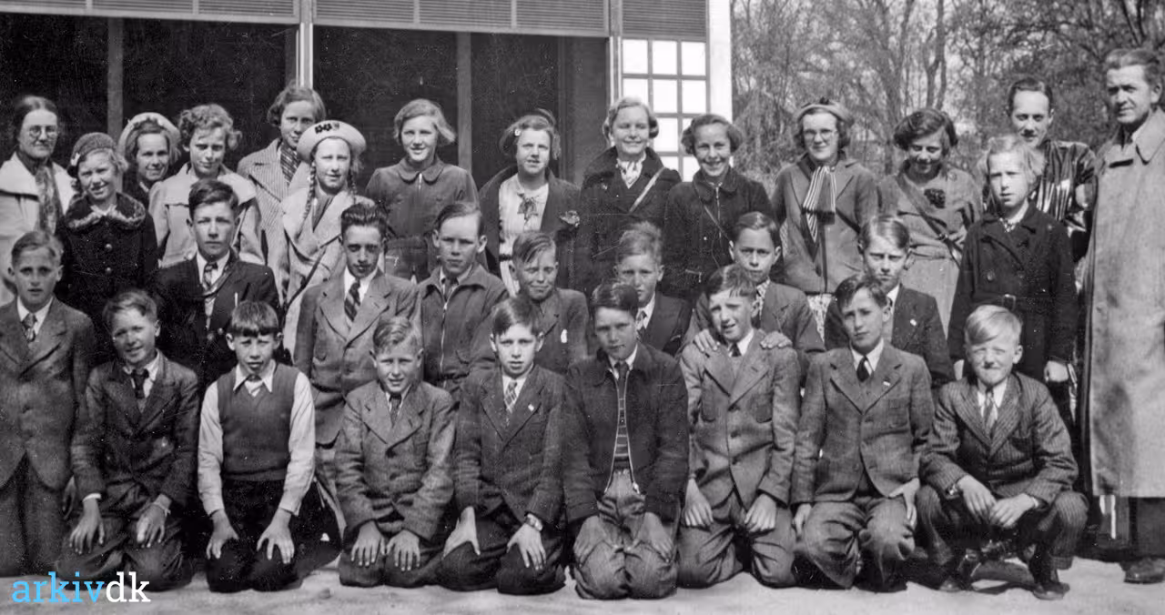 arkiv.dk | Grønbjerg Skole, Københavnstur 1939, Grønbjerg 6971 Spjald
