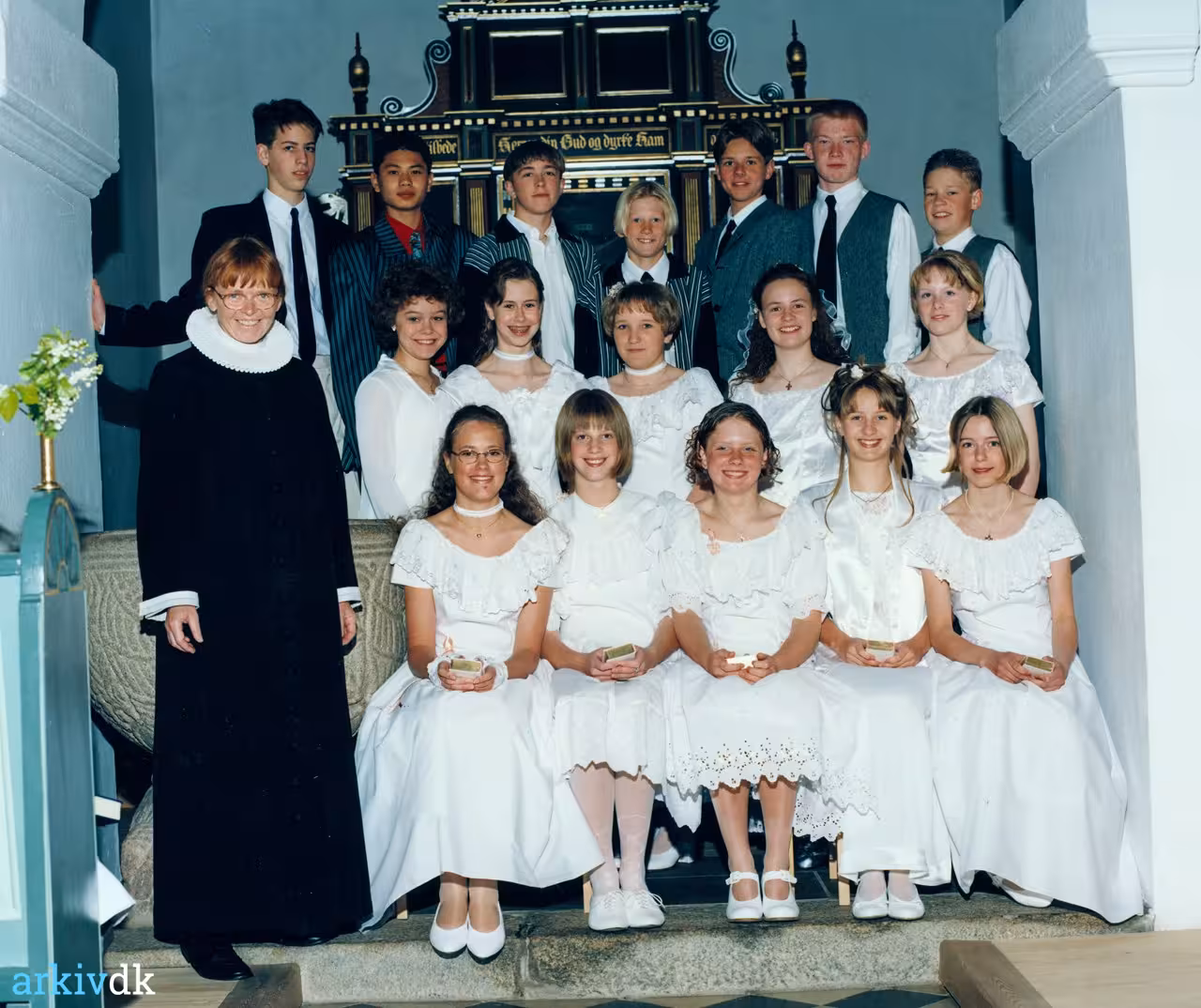 arkiv.dk | Skovby konfirmander 08.05.1997.