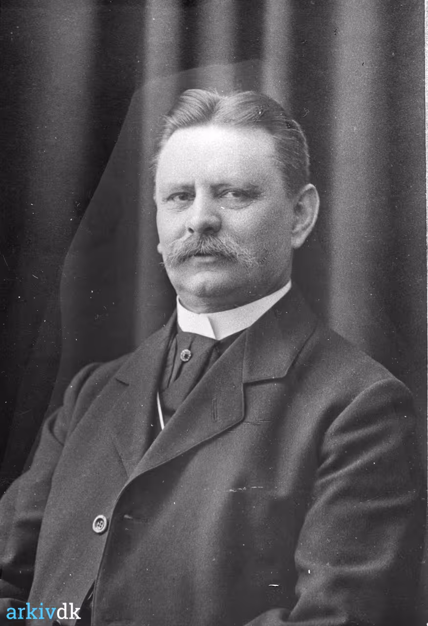 arkiv.dk | Portræt: Justitsråd Oscar Lund