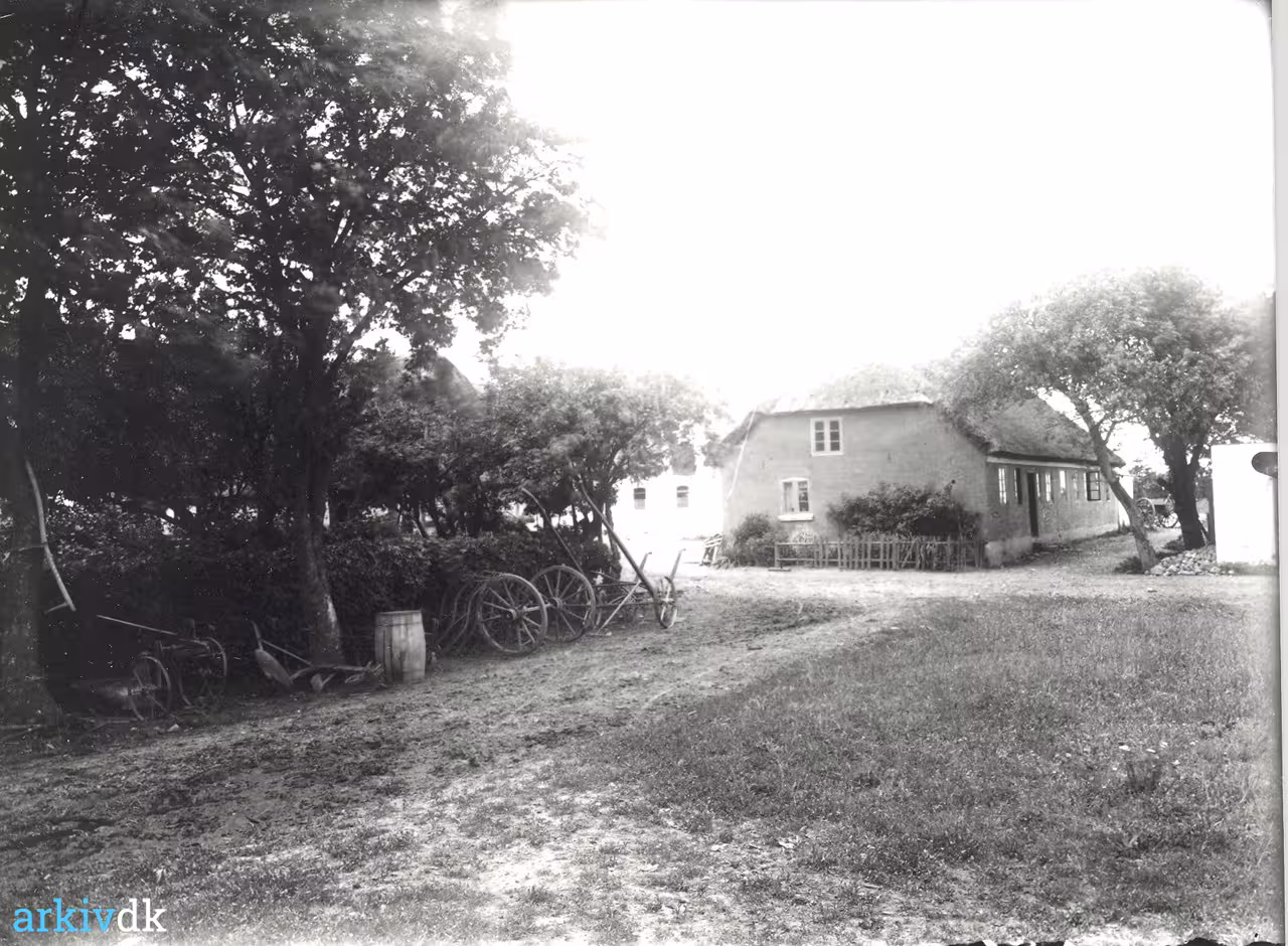 arkiv.dk | Hjelmdrup Mosegård, ca. 1930