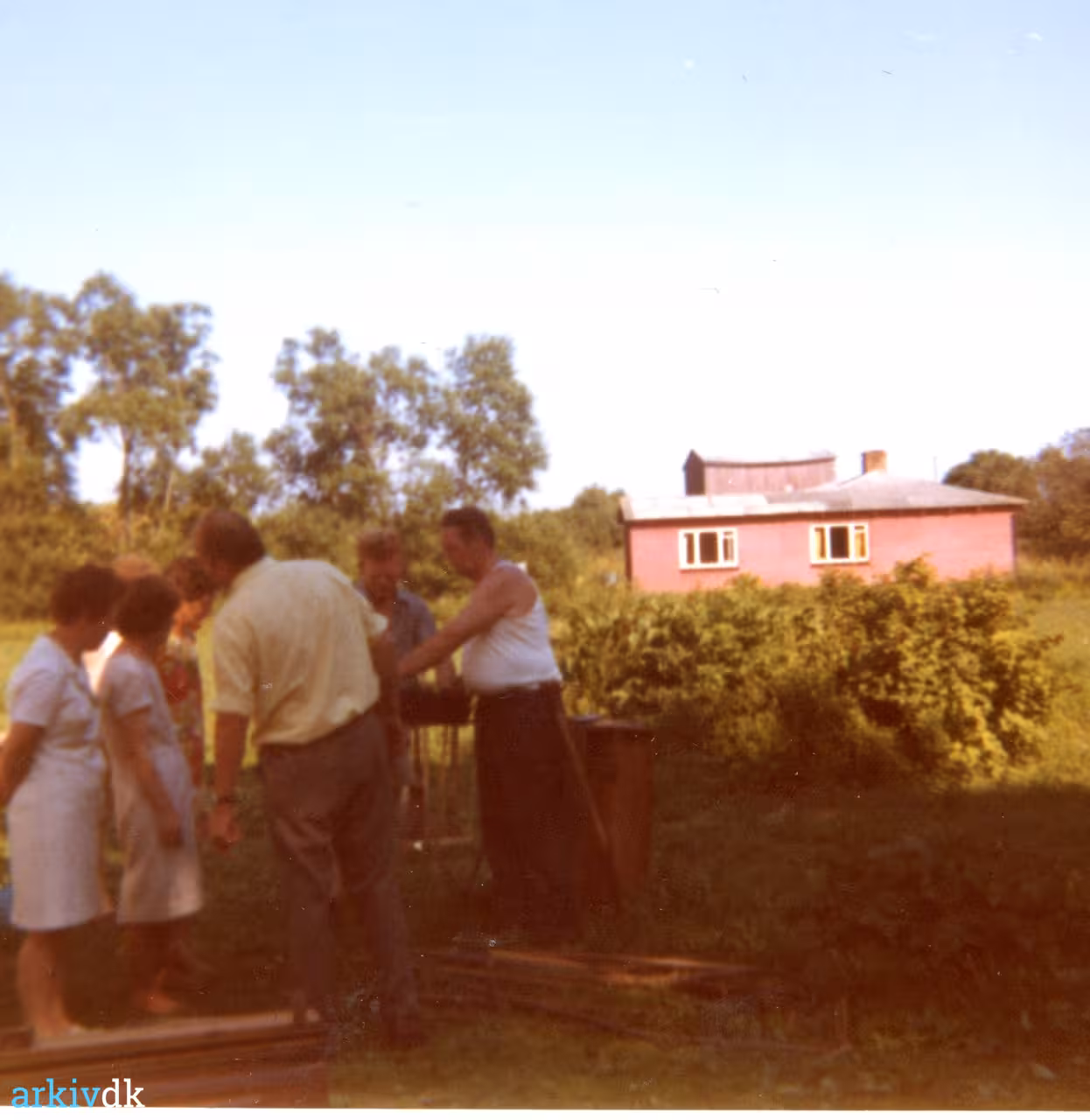 arkiv.dk | Familien samlet til bodeling