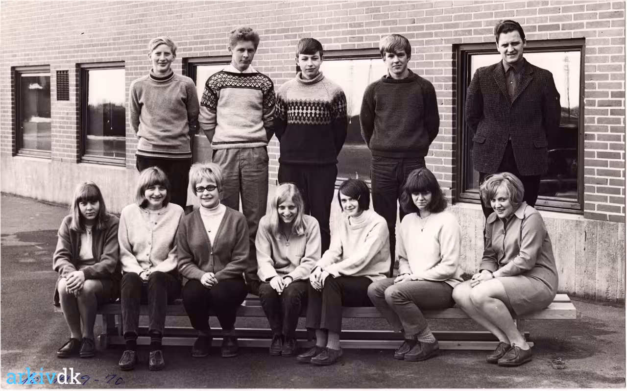 arkiv.dk | Skolebillede Bækmarksbro Skole 10. klasse 1969/70