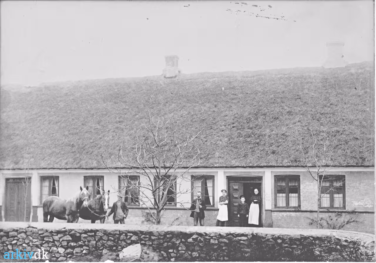 arkiv.dk | Tørring Østergård, Tulstrupvej 40 ved Ry.