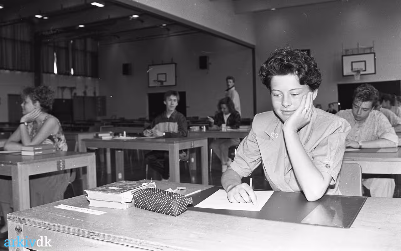 arkiv.dk | Sidste skoledag og tid til eksaminer