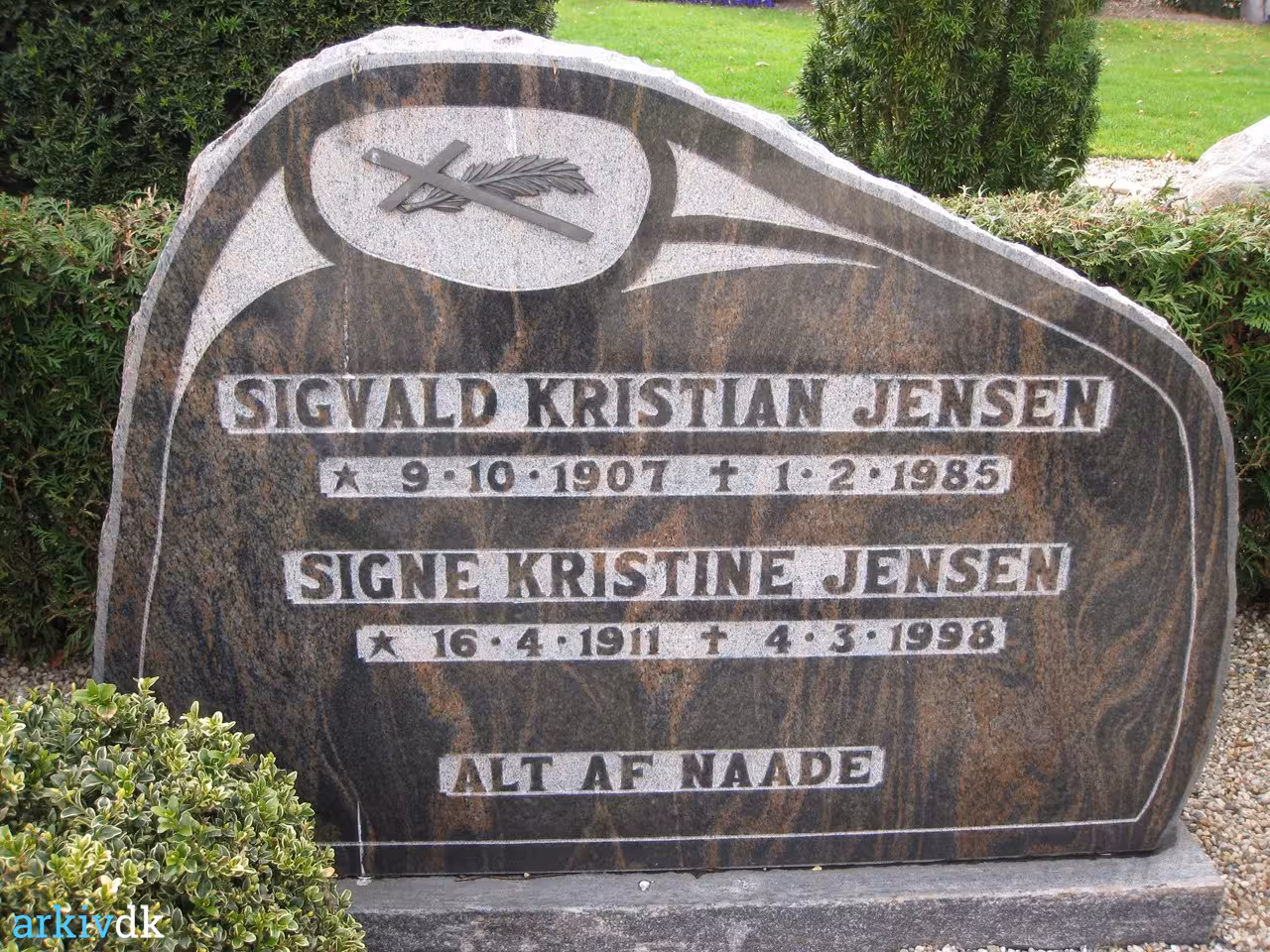 arkiv.dk | Gravsten / Nekrolog Signe og Sigvald Jensen Agerbæk