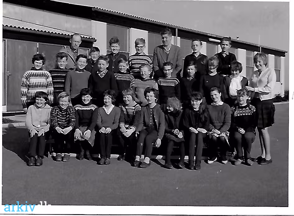 arkiv.dk | Skolefoto fra Østervangskolen ca 1963/64, 8370 Hadsten