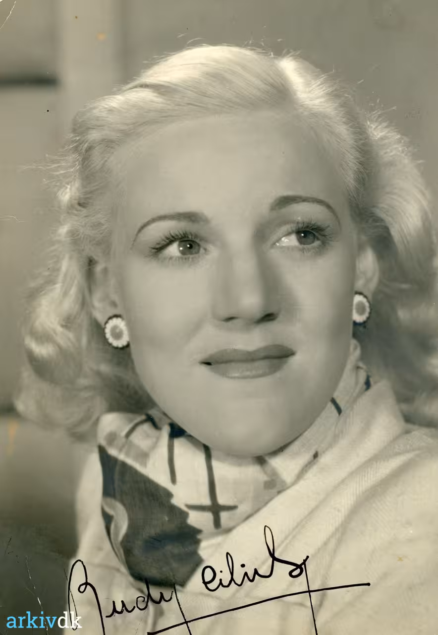 arkiv.dk | Portræt - Elsa Buck (1912-1985), Cannes, ca. 1940