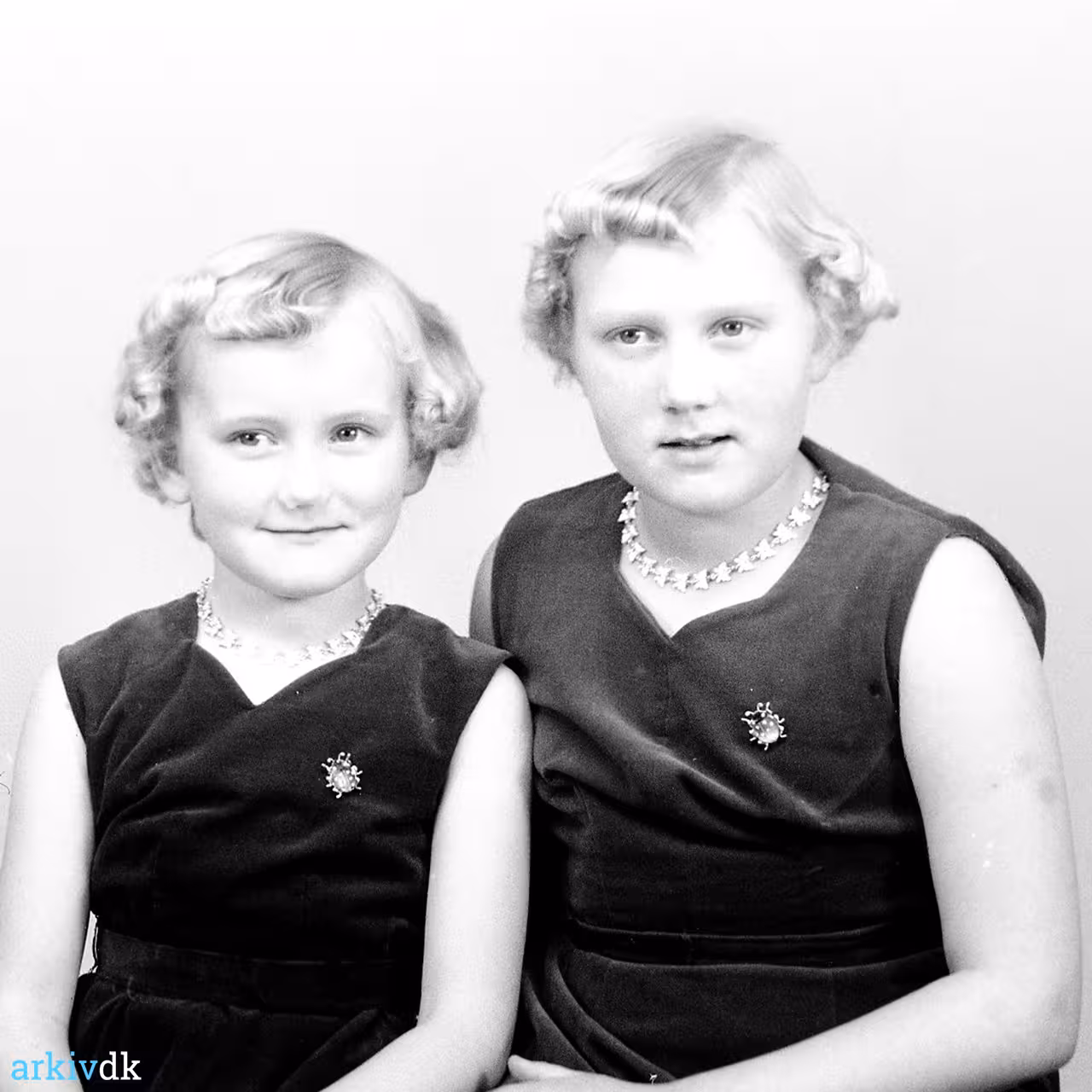 arkiv.dk | Grethe Jensen og Sonja Jensen