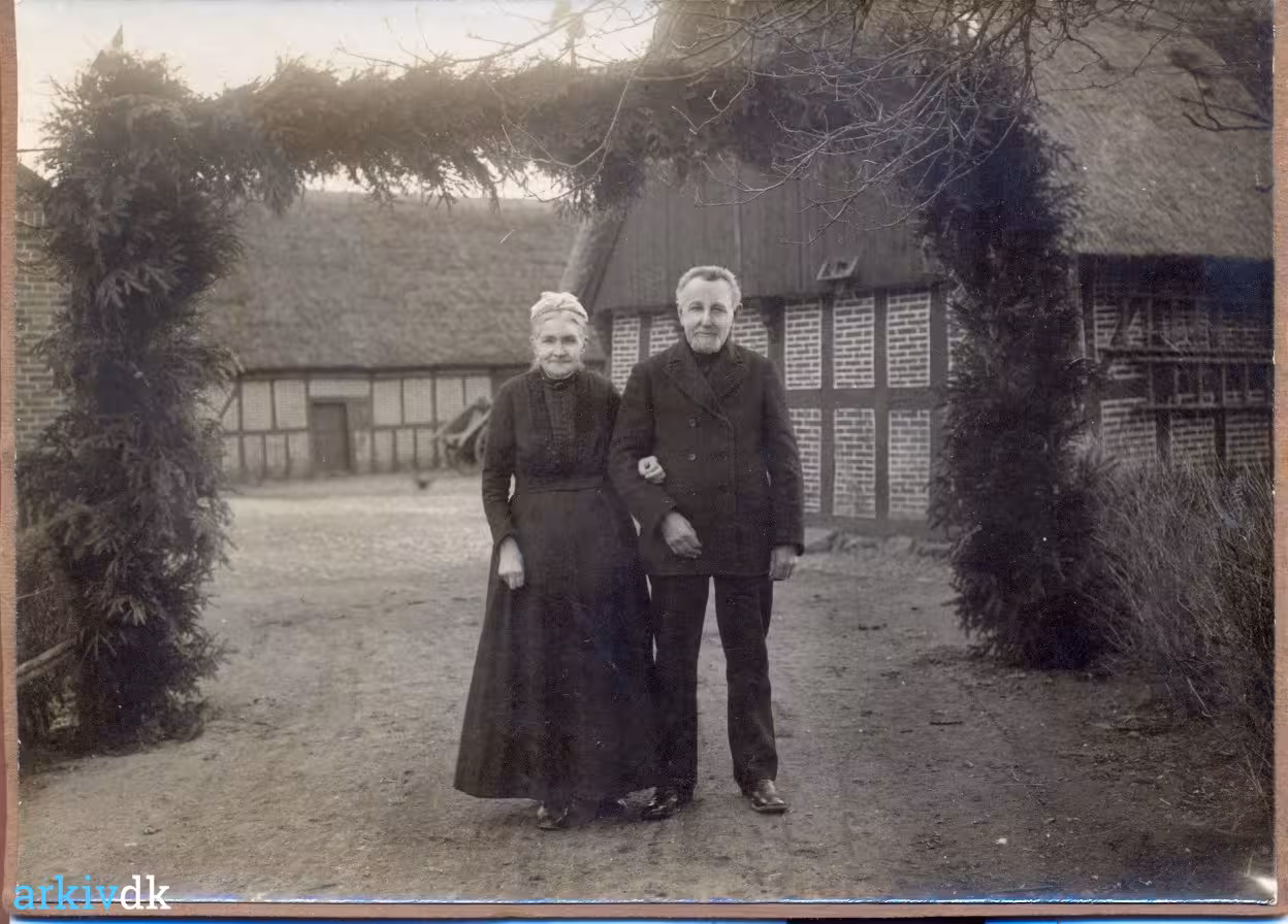 arkiv.dk | Else og Peter Vildrik´s Guldbryllup