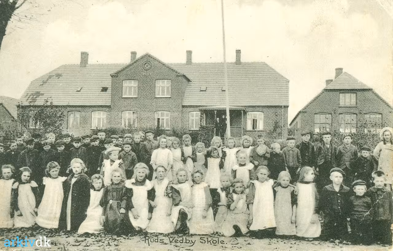 arkiv.dk | Skoleelever fra Ruds Vedby Skole