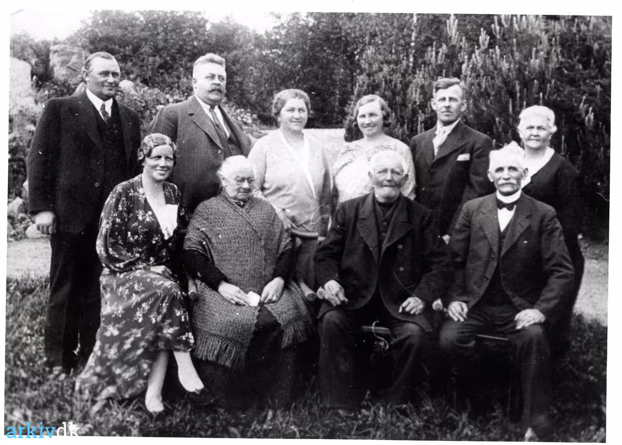 arkiv.dk | Henning Elias Hansen og Boline Hansen med familie.