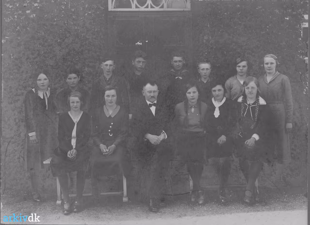 arkiv.dk | Konfirmander 1933, Kegnæs