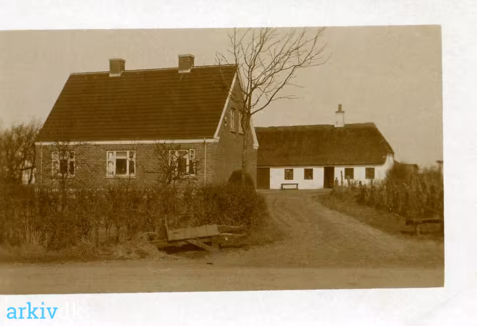 arkiv.dk | Junker, Johannes ejendom på Lourupvej 23