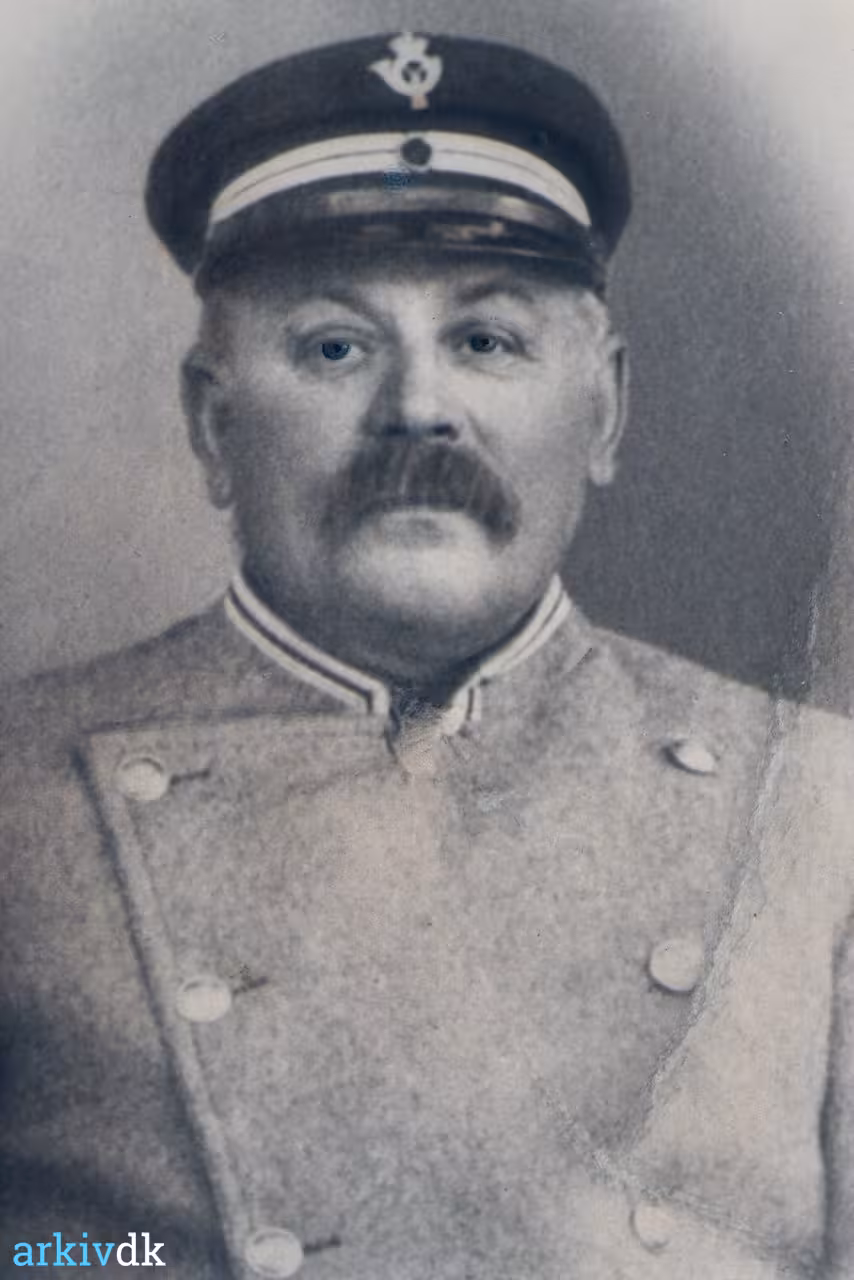 arkiv.dk | Portræt af postbud Poul Poulsen