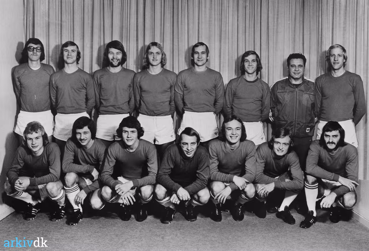 arkiv.dk | Vejle Boldklub, Danmarksserieholdet, 1975