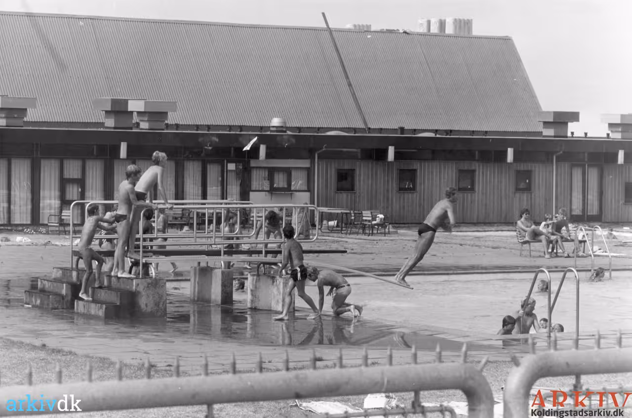 arkiv.dk | Kolding. Bramdrupdam Hallerne. Bramdrupdam Friluftsbad.