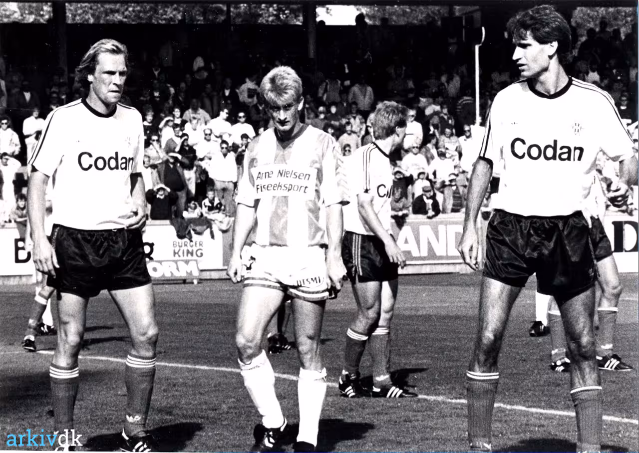 arkiv.dk | Aalborg Boldspilklub. AaB-B1903 1-2. År 1991