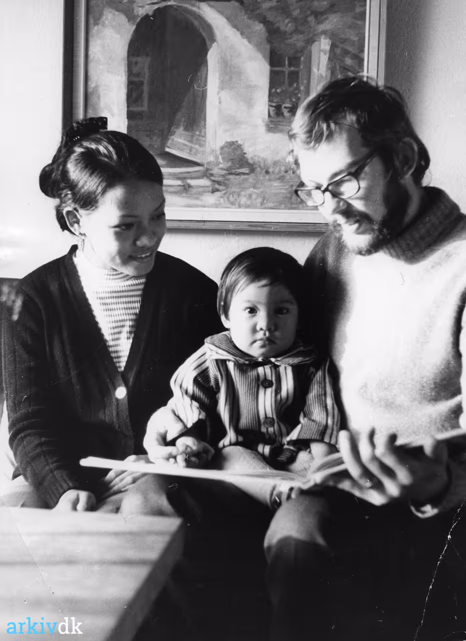 arkiv.dk | Flemming Eriksen med familie. på besøg hos Sv. Eriksen.