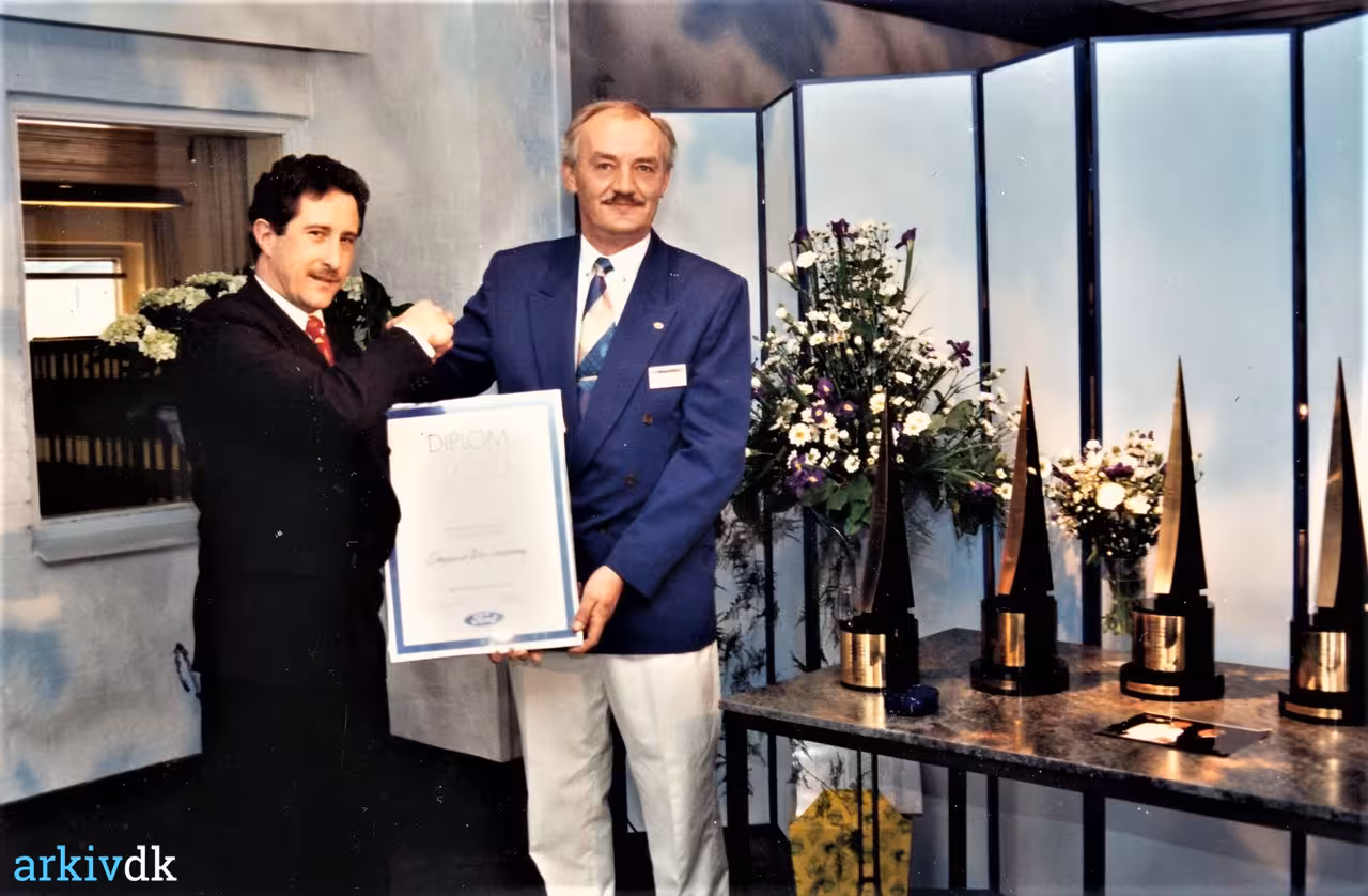 arkiv.dk | Jens Ødegaard, Ødegaard Biler - nyt diplom 1995