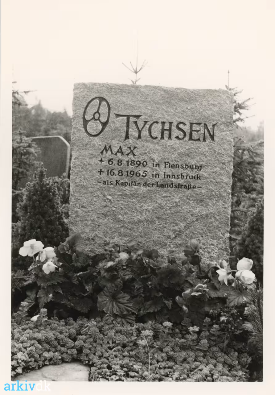 arkiv.dk | Max Tychsens gravsten, o. 1968