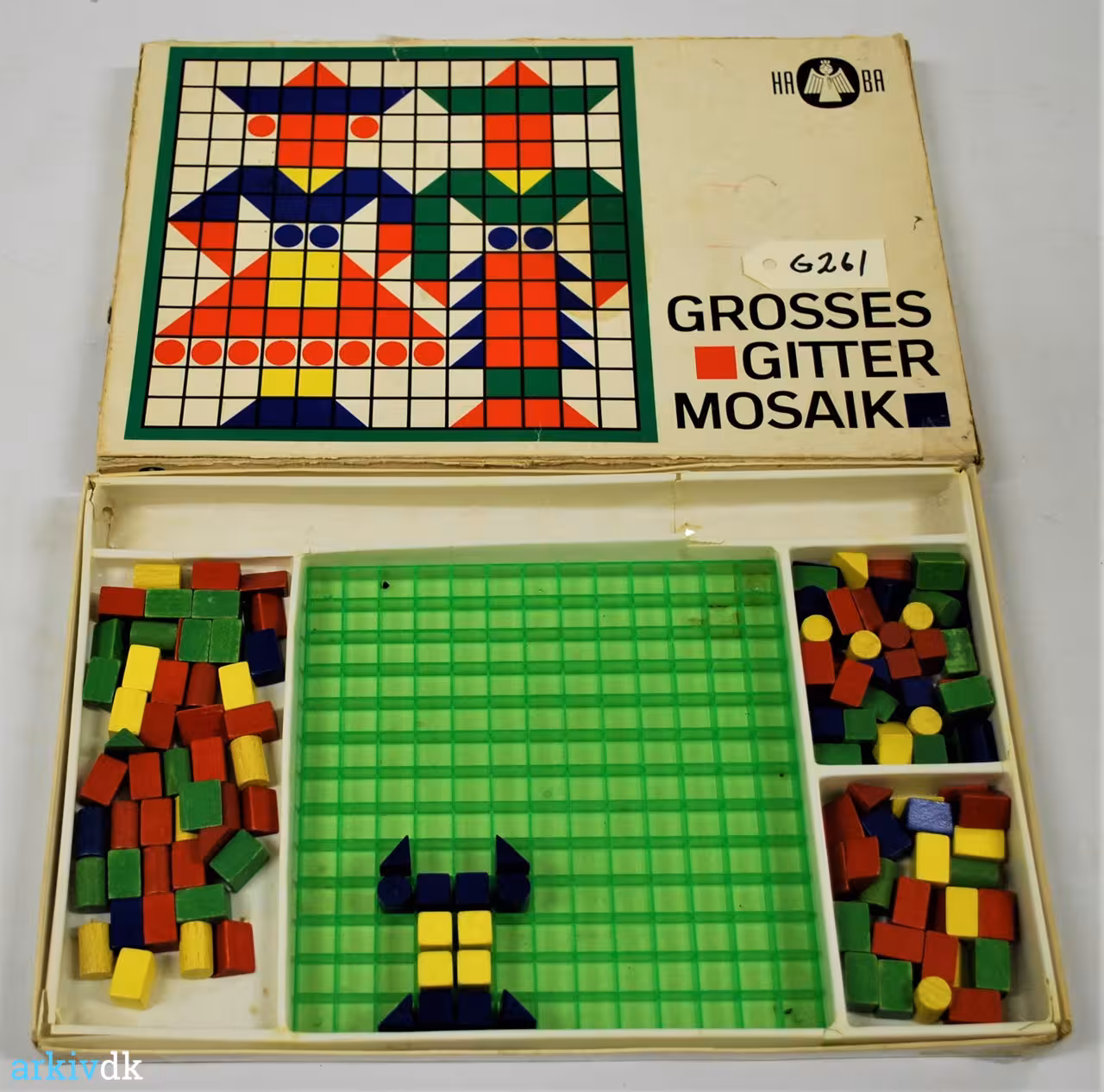 arkiv.dk | Grosses gitter mosaik