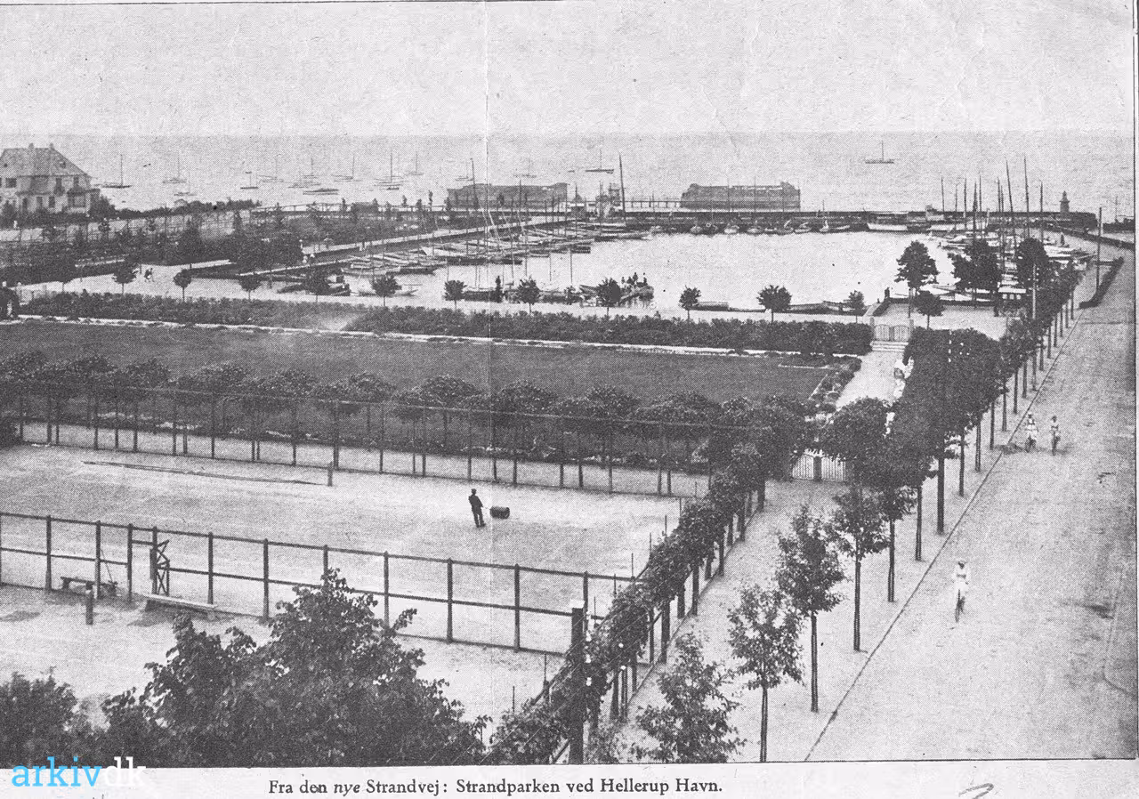 arkiv.dk | Hellerup havn med Strandparken og nyanlagte tennisbaner i ...