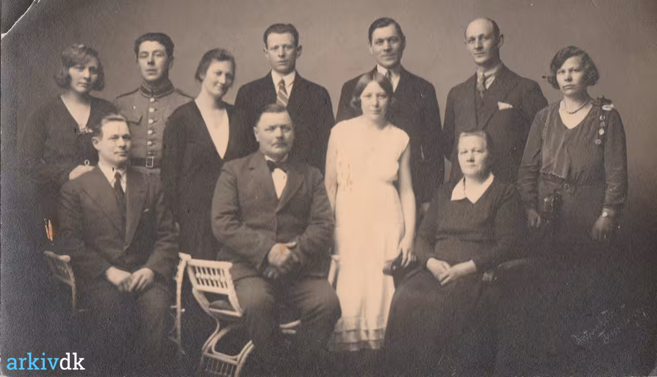 arkiv.dk | Familien Marius Nielsen, Ballen.