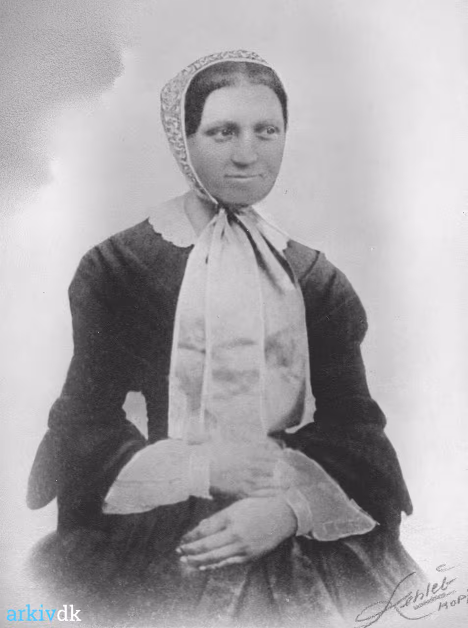 arkiv.dk | Portræt, Anne Kirstine Nielsen, f. Nilausdatter, ca. 1880