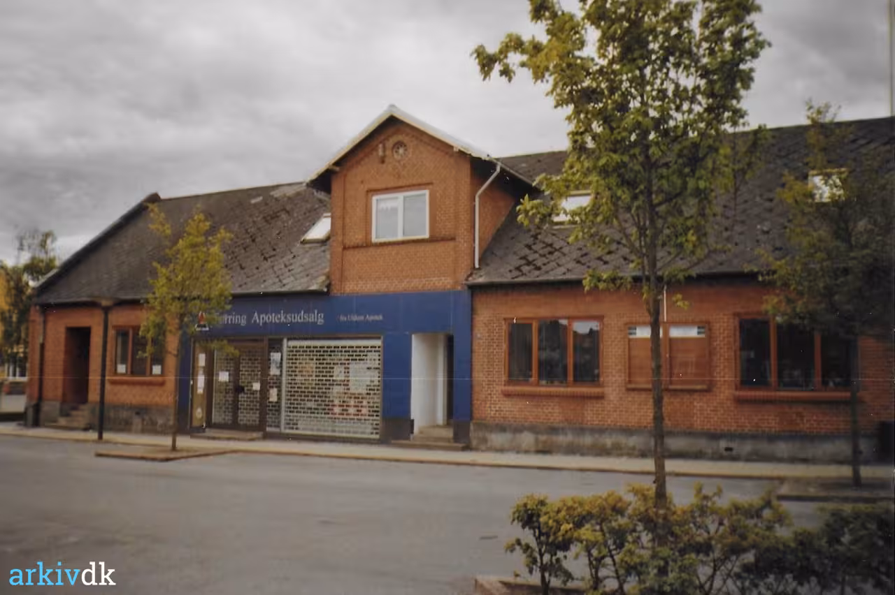 arkiv.dk | Ejendomme, Jernbanegade, Tørring