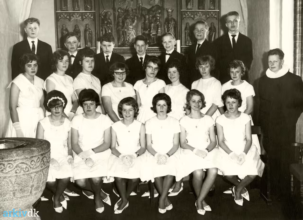 arkiv.dk | Hammelev Kirke, konfirmander