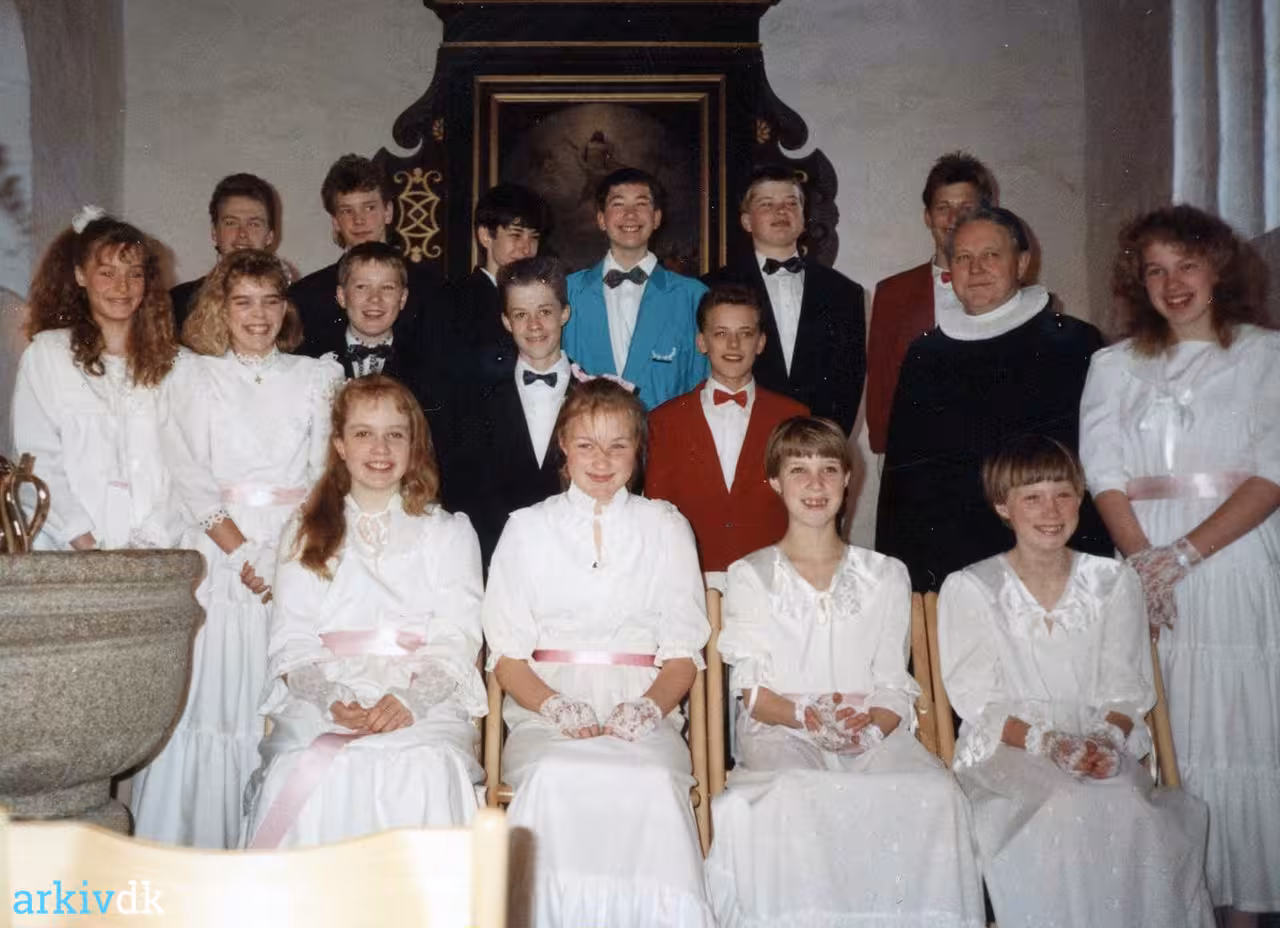 arkiv.dk | Konfirmation i Nr. Omme, Grønbjerg 1991