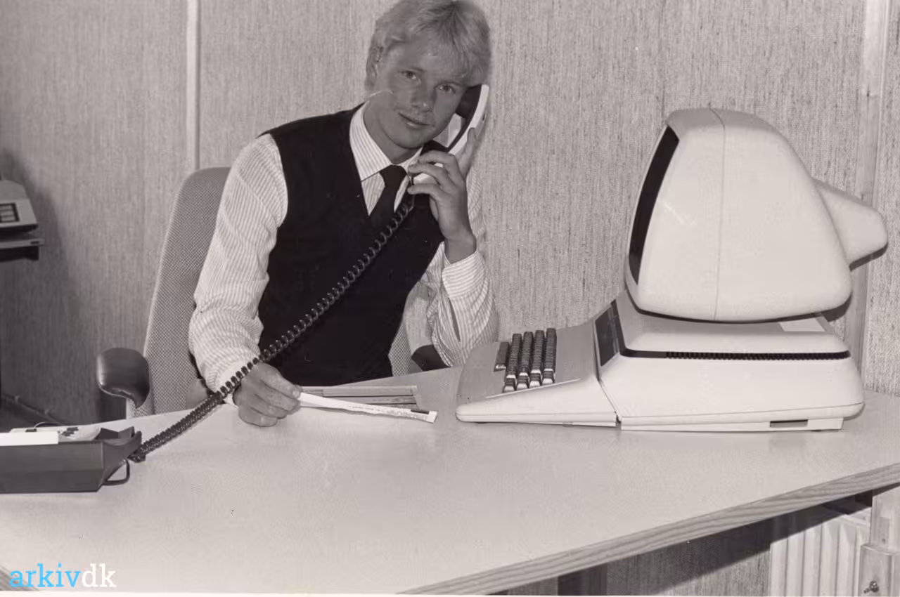 arkiv.dk | Ejendomshandler Erik Sindberg Skanderborgvej 32 i Ry