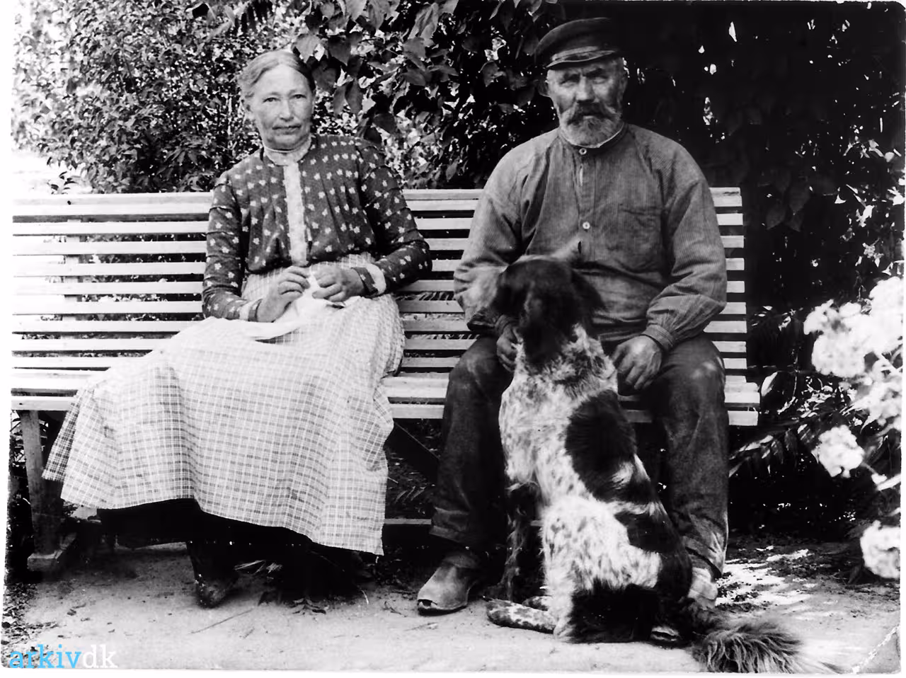 arkiv.dk | Urmager Rasmus Jacobsen og hustru Ulrikka