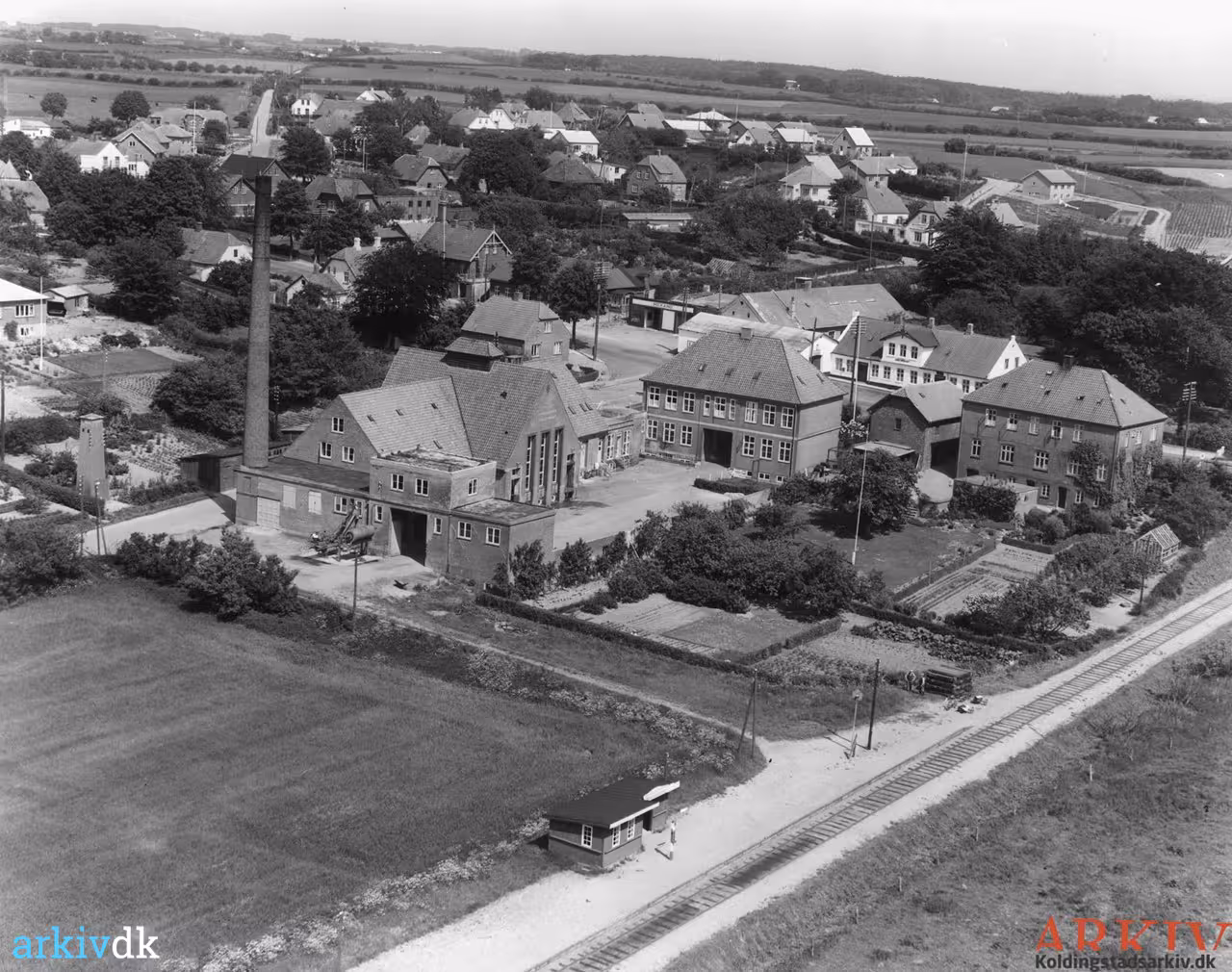 arkiv.dk | Luftfoto over Bramdrupdam Andelsmejeri
