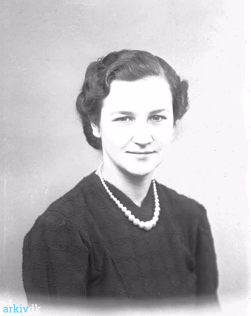 arkiv.dk | Frk. Sørensen, Ryslingehus, Ryslinge