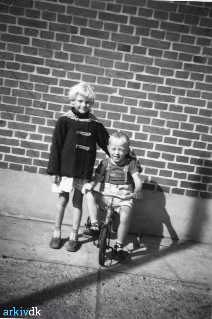 arkiv.dk | Alma Lyng og Hans Ruby Christensen, Thyborøn 1953