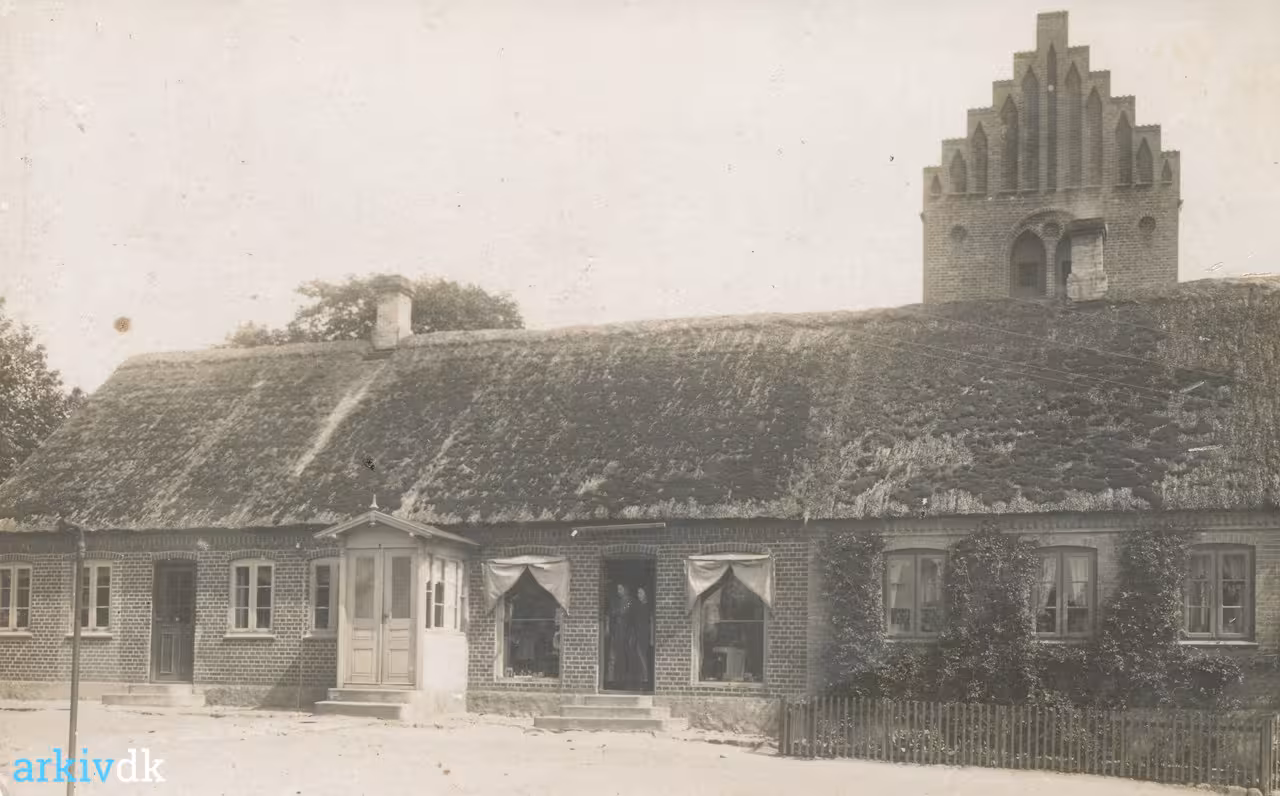 arkiv.dk | Manufakturhandel og senere urmagerforretning, Grevinge